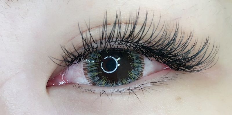 Luxurious Beauty - Lashed . Beauty